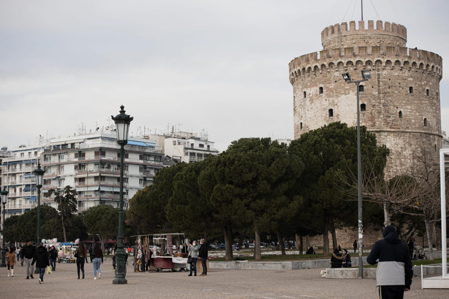 Guardian: Γιατί το φαγητό και το ποτό στη Θεσσαλονίκη είναι τόσο ...