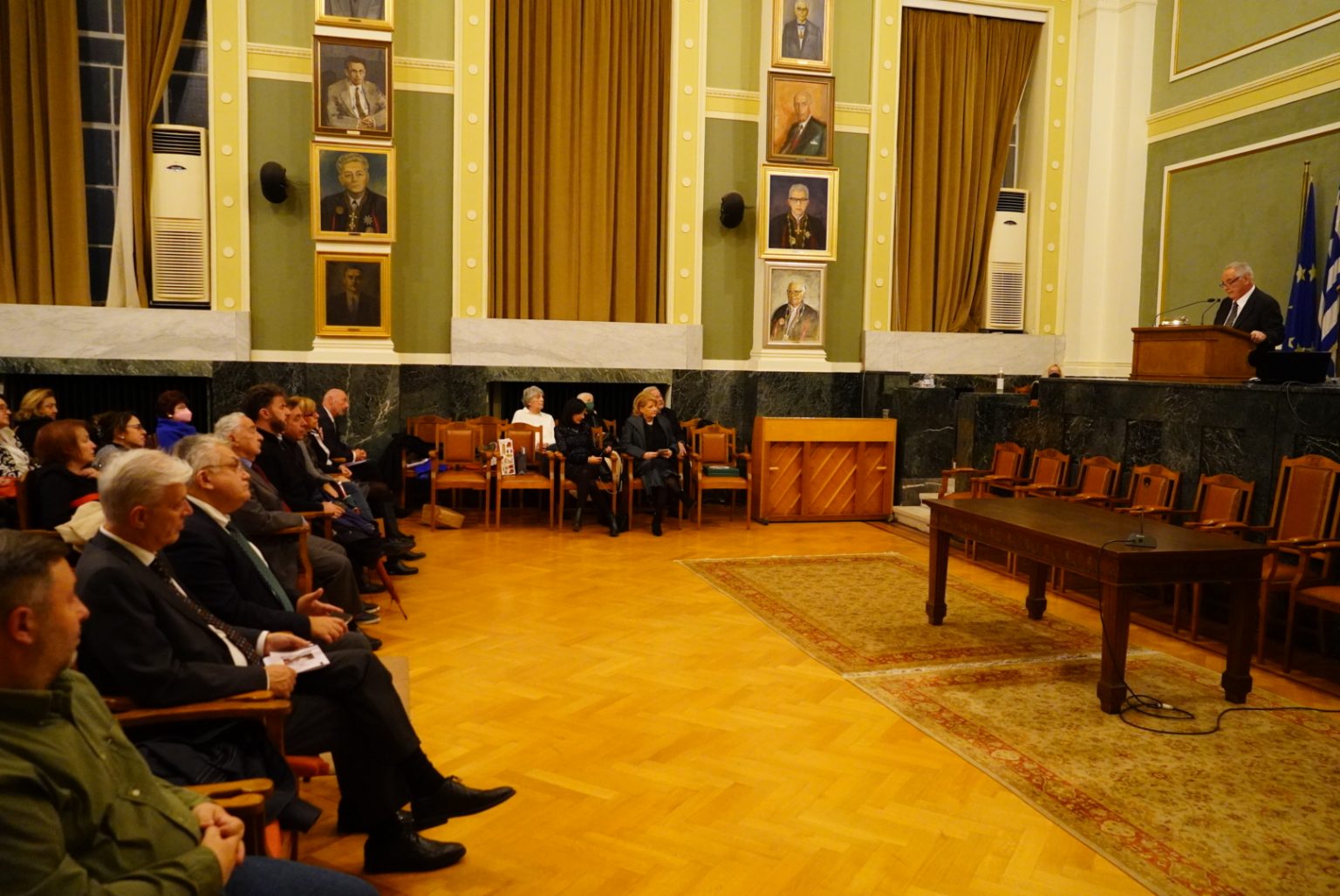Θεσσαλονίκη - ΑΠΘ: Αποδόθηκαν τιμές στον καθηγητή ανθρωπιστικών σπουδών ...