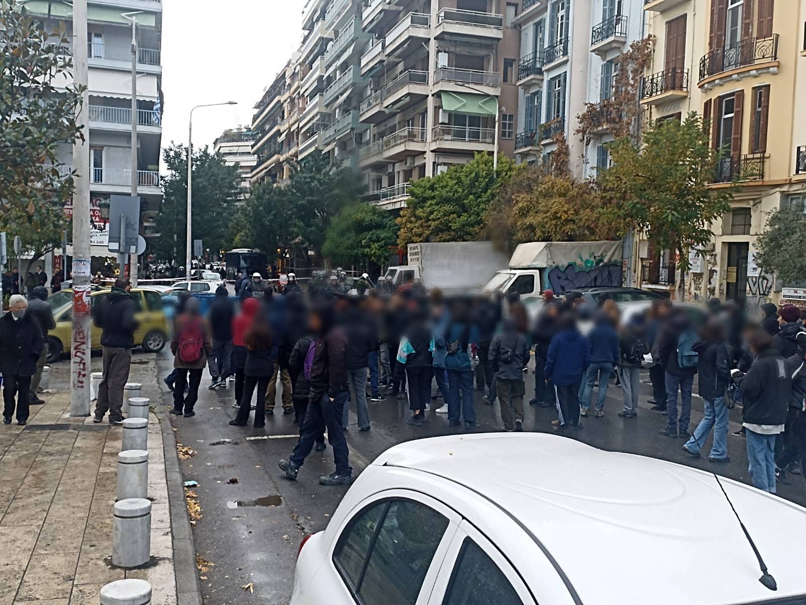 Θεσσαλονίκη: Συγκέντρωση διαμαρτυρίας για την εκκένωση της κατάληψης ...