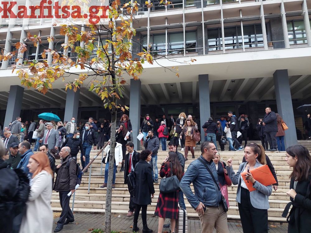 Θεσσαλονίκη: Εκκενώθηκαν τα δικαστήρια έπειτα από τηλεφώνημα για βόμβα ...