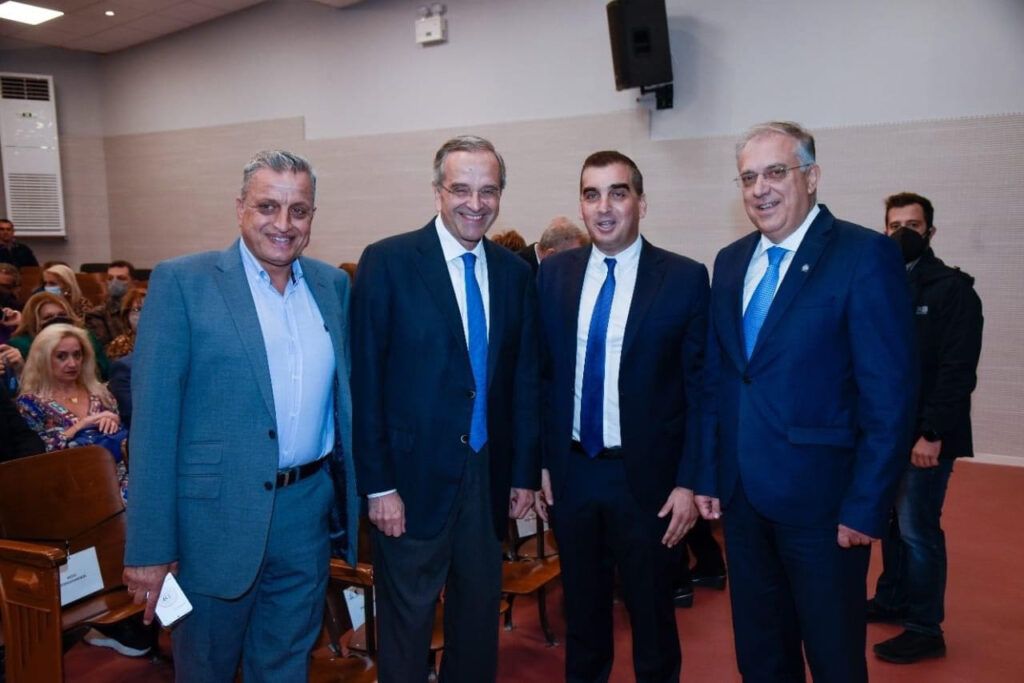 Παρών ο Σαμαράς στη νέα σκηνή «Νίκος Κούρκουλος» - ΚΑΡΦΙΤΣΑ