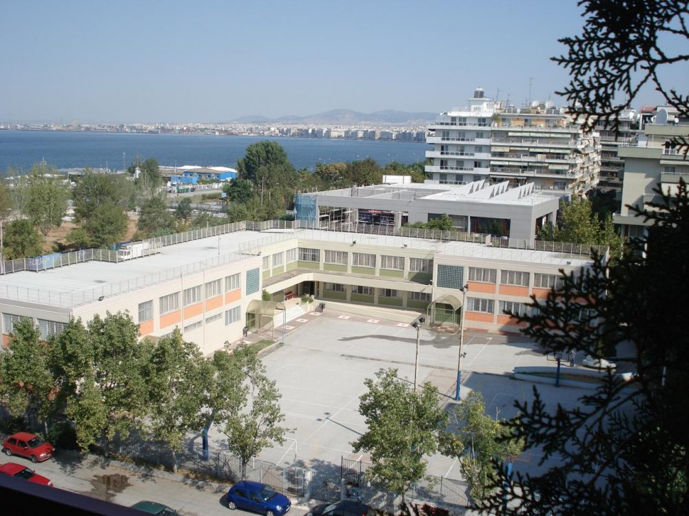 Θεσσαλονίκη: Διαπολιτισμική γιορτή από μαθητές του 8ου ΓΕΛ - ΚΑΡΦΙΤΣΑ