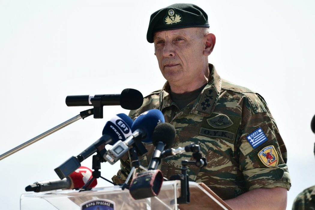 Συνάντηση του αρχηγού ΓΕΕΘΑ με τον απερχόμενο ακόλουθο Άμυνας των ΗΑΕ ...