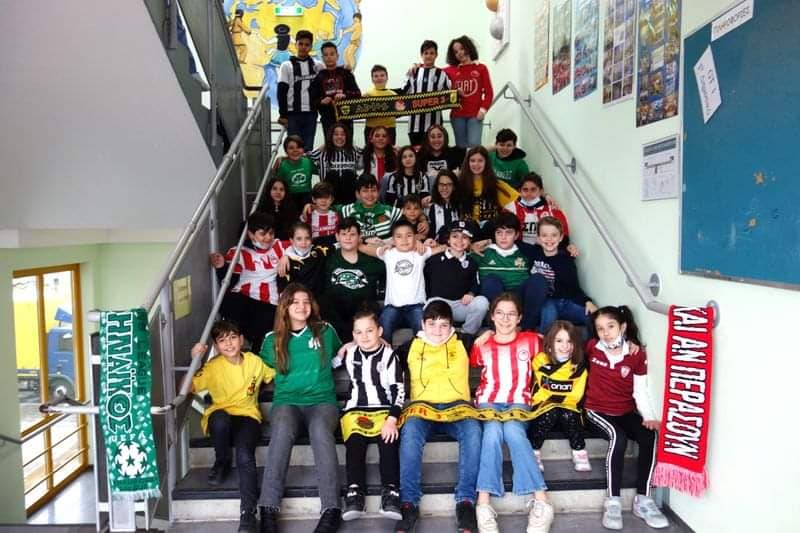Μαθητές και δάσκαλοι ελληνικών σχολείων στη Νυρεμβέργη συμμετέχουν σε ...