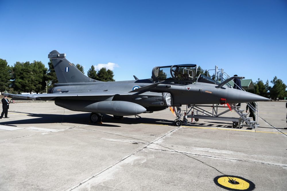 Αιφνίδιος θάνατος αρχισμηνία στην αεροπορική βάση Τανάγρας - ΚΑΡΦΙΤΣΑ