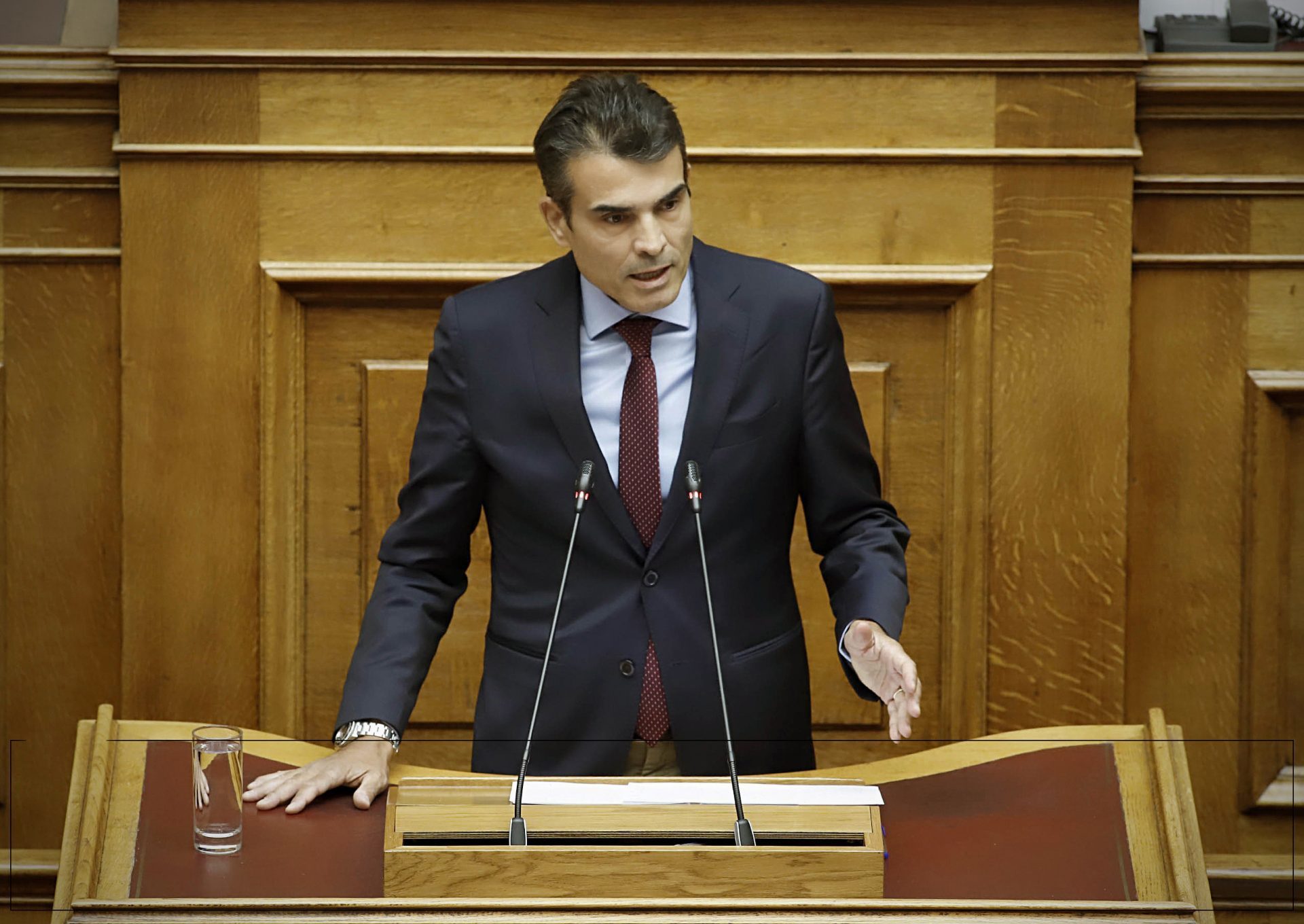 Δημήτρης Κούβελας: Είναι εδώ για τα δύσκολα - ΚΑΡΦΙΤΣΑ