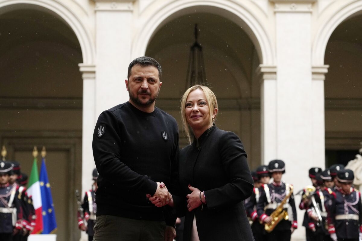 Ζελένσκι: «Η Ιταλία, στον πόλεμο αυτό, συντάσσεται με την πλευρά την ...