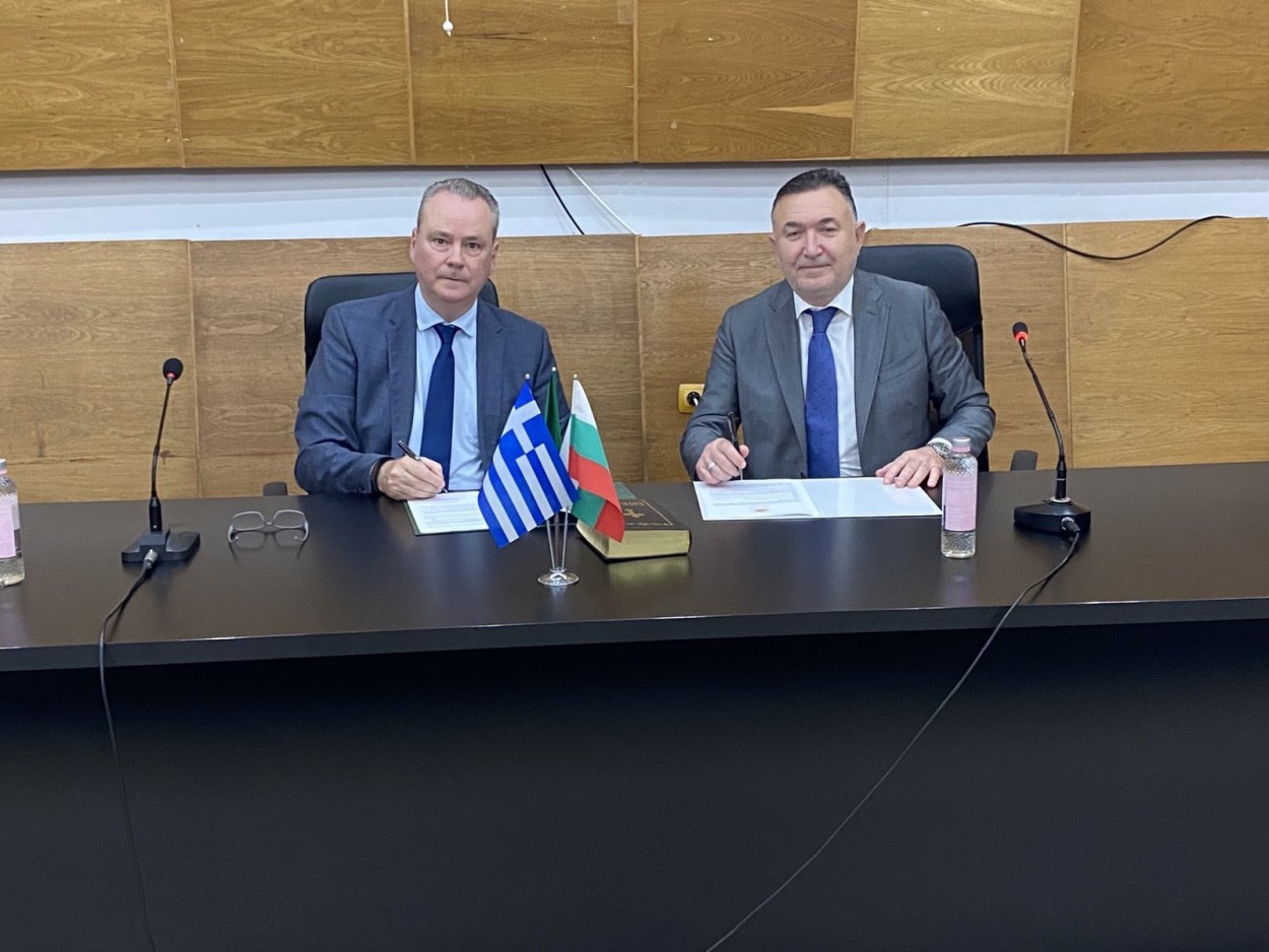 Σύμφωνο συνεργασίας συνυπέγραψαν οι δήμαρχοι Κατερίνης και Κάρλοβο ...