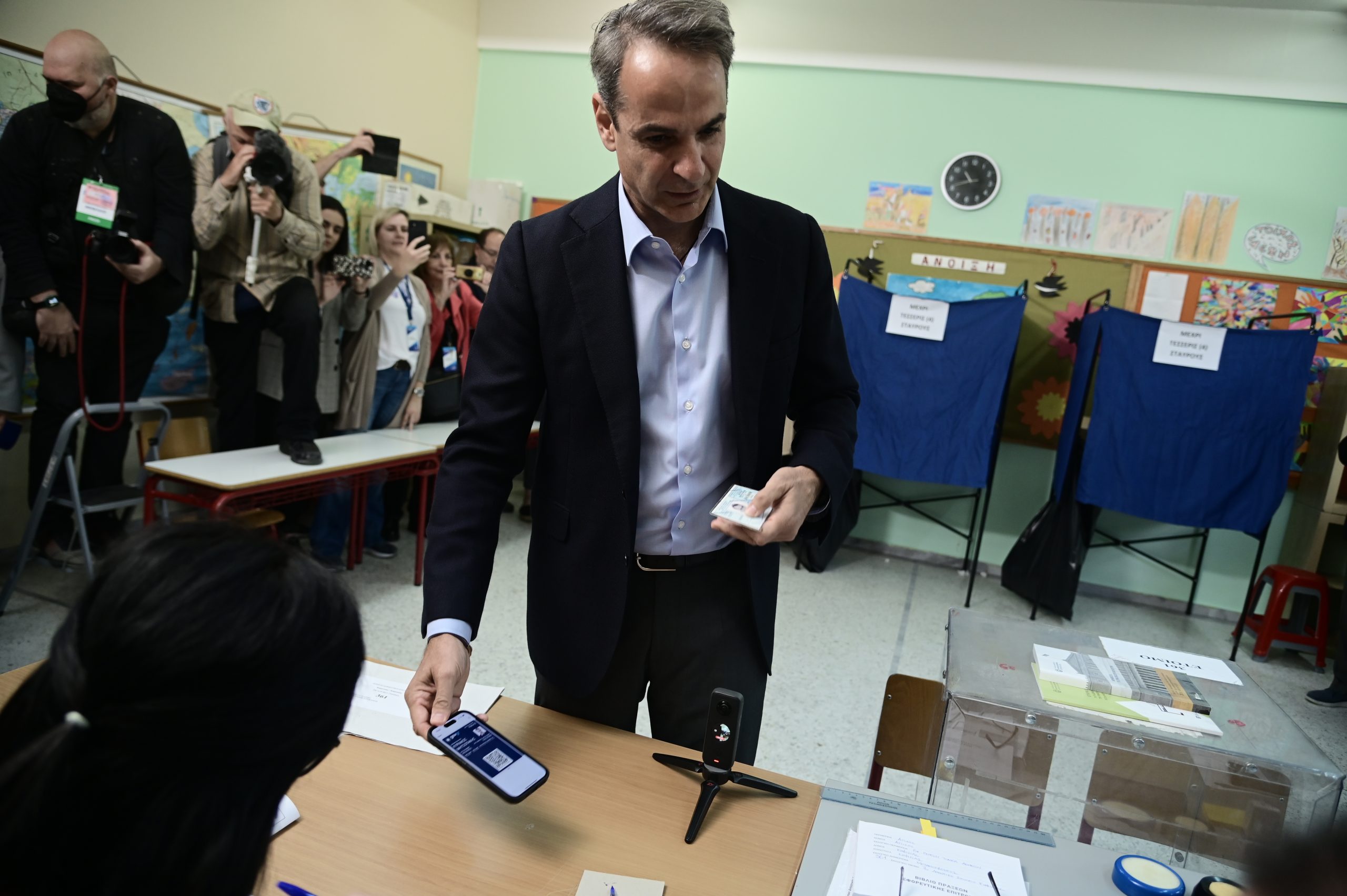 Tην ψηφιακή του ταυτότητα επέδειξε ο Κυριάκος Μητσοτάκης - ΚΑΡΦΙΤΣΑ