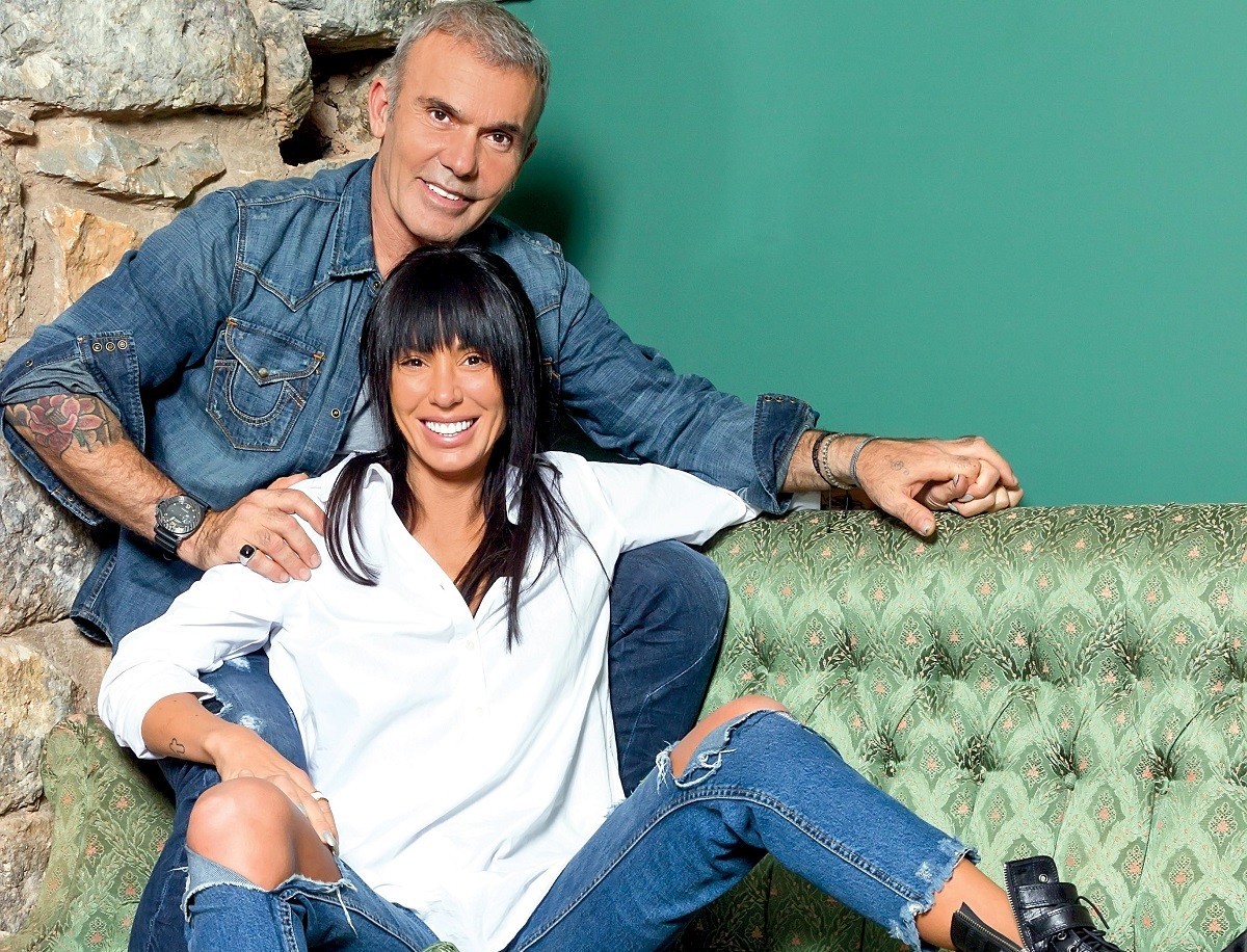 Θύμα κλοπής στη Ρουμανία η σύζυγος του Στέλιου Ρόκκου - ΚΑΡΦΙΤΣΑ