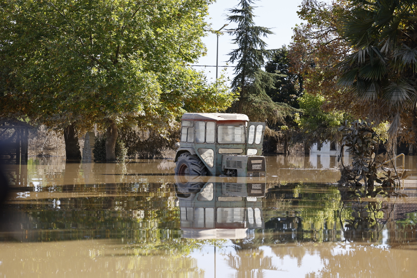 Προβλήματα στις υγειονομικές δομές από τις πλημμύρες - Eκτός ...