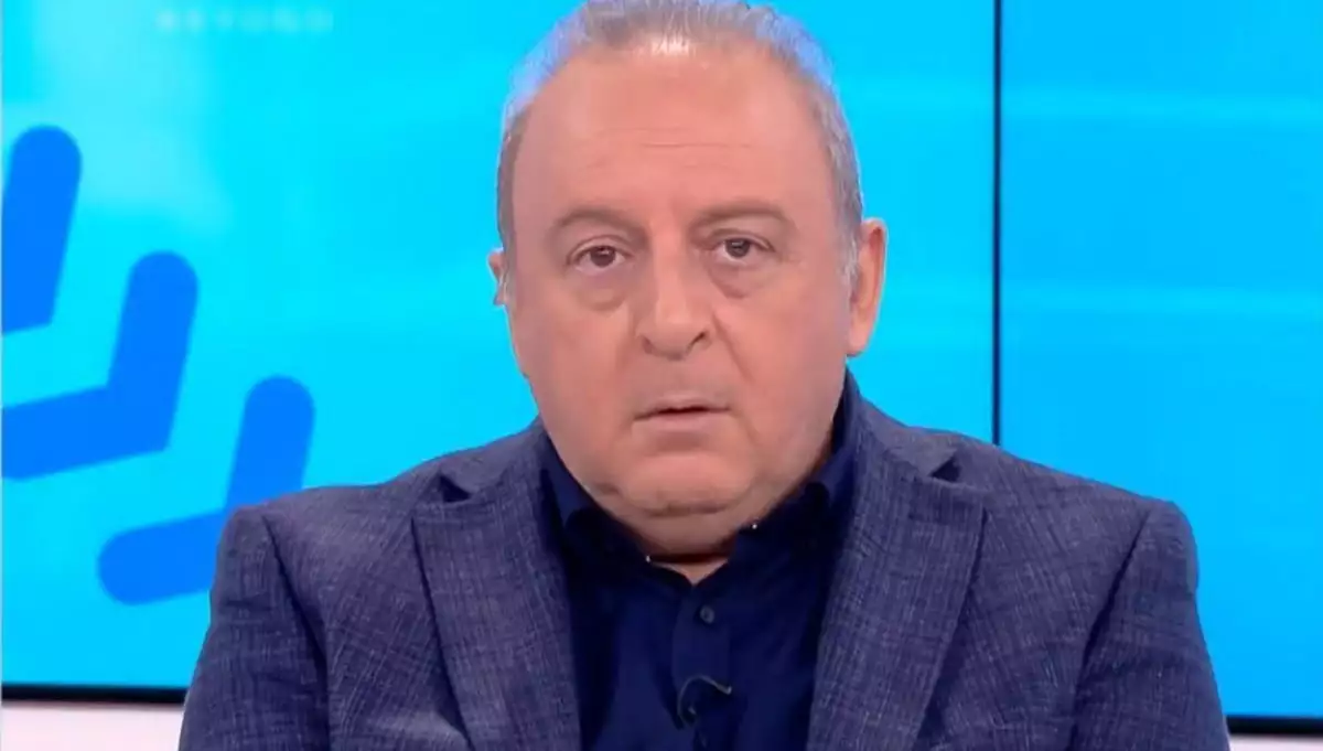 Δημήτρης Καμπουράκης: Η στιγμή που αποχωρεί λόγω αδιαθεσίας από την ...