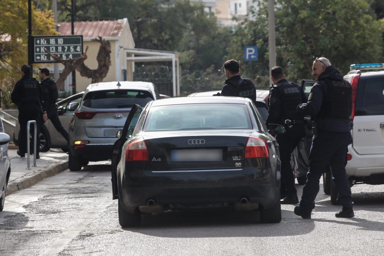 Πρώην στέλεχος των «Πυρήνων της Φωτιάς» και ΟΥΚαδες ανάμεσα στους 4 ...
