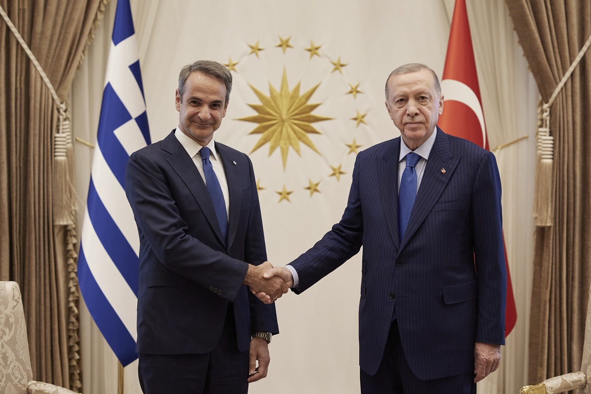 Διαφωνία Μητσοτάκη – Ερντογάν για τη Χαμάς: «Είναι τρομοκρατική ...