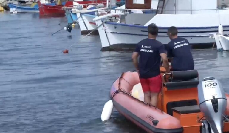 Θεσσαλονίκη: Ναυαγοσώστες εν δράσεις στις παραλίες του δήμου Θερμαϊκού ...