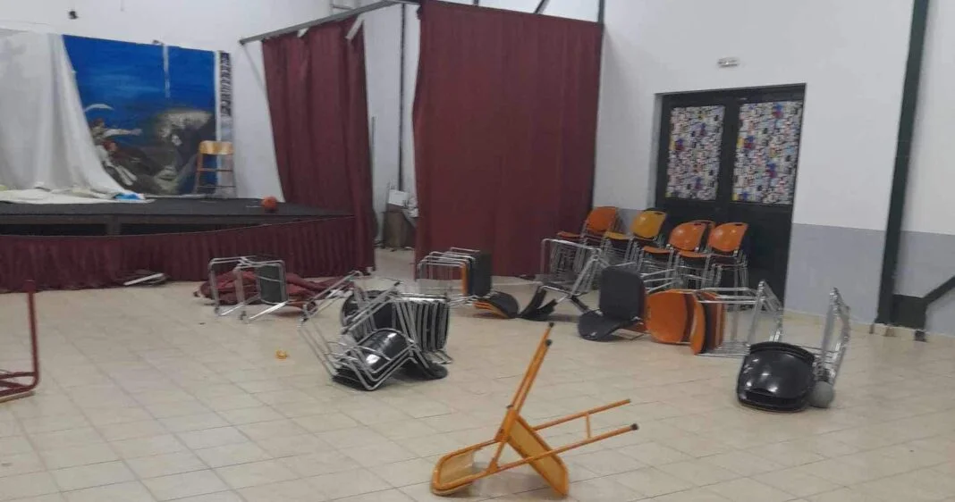 Χαλκιδική: Βανδάλισαν δημοτικό σχολείο - Έσπασαν καρέκλες