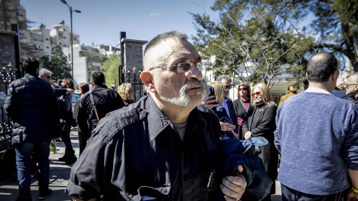 Ιάσονας Τριανταφυλλίδης: Την Πέμπτη στο Χαλάνδρι η κηδεία του - ΚΑΡΦΙΤΣΑ