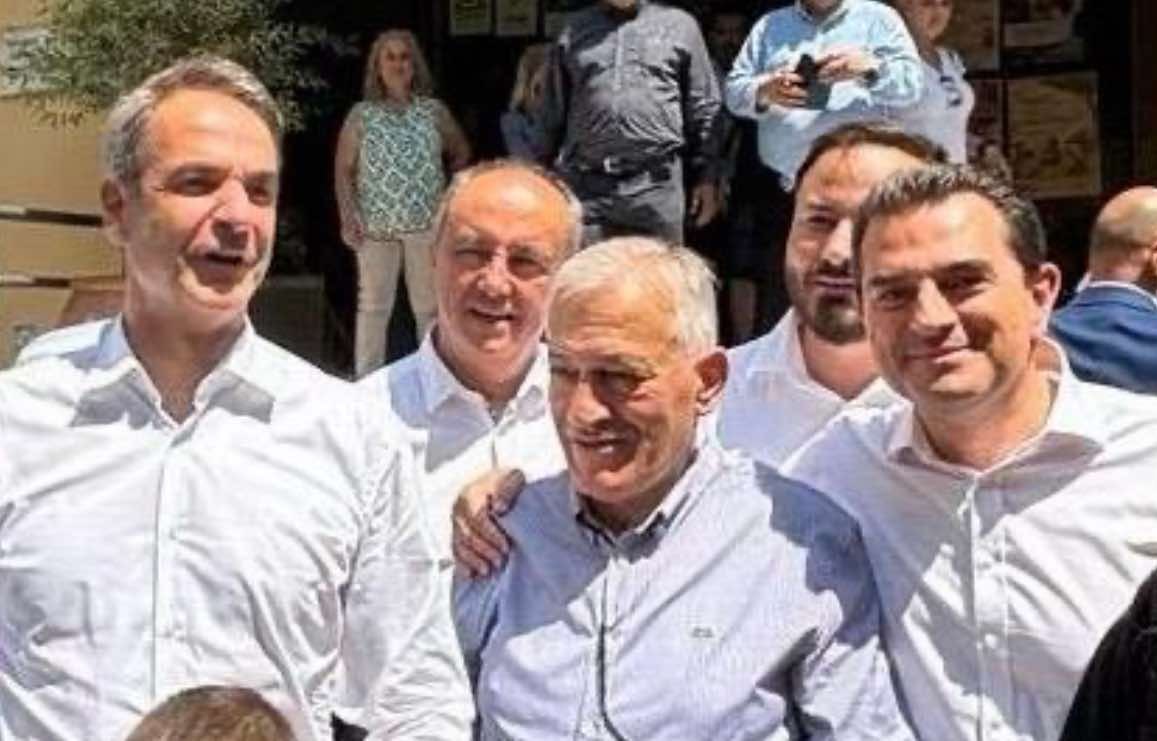 Που και με ποιον έφαγε ο Κώστας Σκρεκας στη Θεσσαλονίκη - ΚΑΡΦΙΤΣΑ